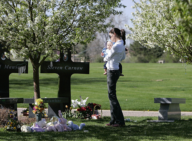 Columbine Killers Graves